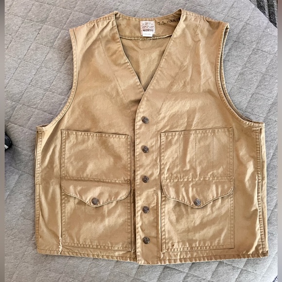 Filson | Jackets & Coats | Vtg Filson Sz 42 Large Tan Cotton Duck ...